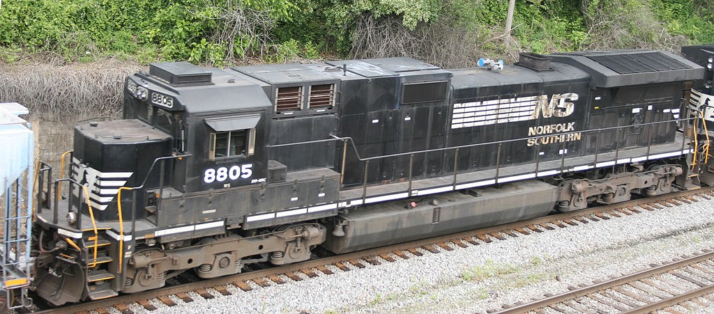 NS 8805